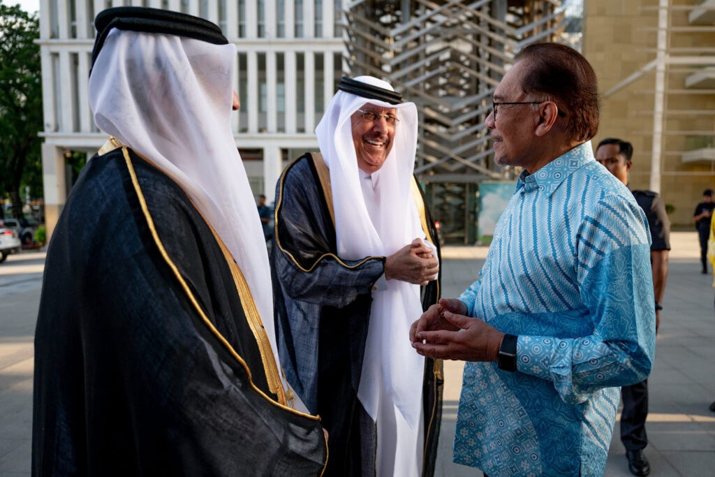 PM Anwar Received A Courtesy Call From Agrico Qatar Chairman Ahmed ...